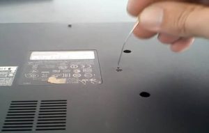 Laptop Only Works When Plugged In (Why & How to Fix it)