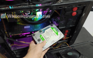 Computer Makes Clicking, Humming, or Screeching Sound